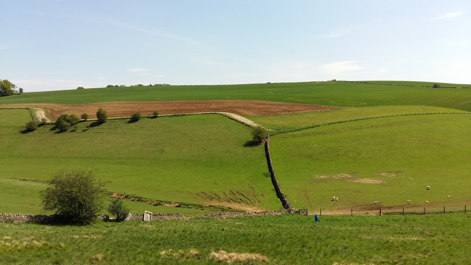 Cotswolds Travel: Idyllic Circular Walk Around Turkdean, Hazelton, and ...