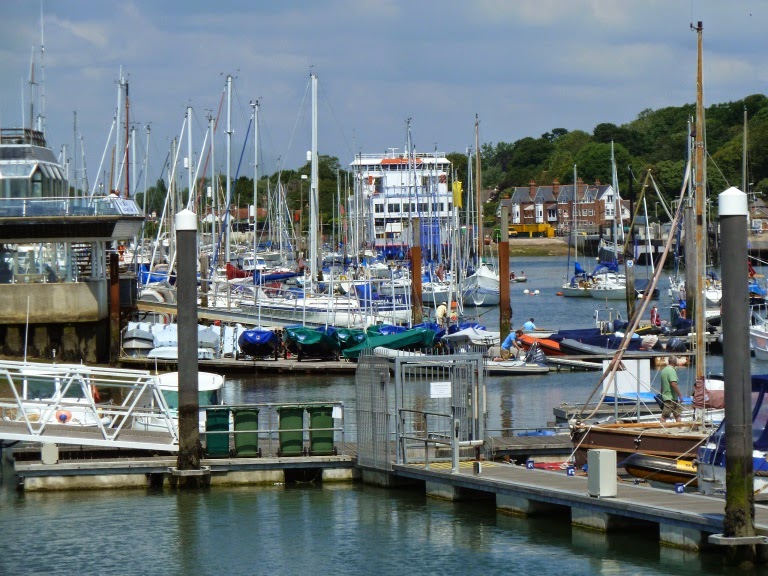 Bursledon Blog: Lymington Quay