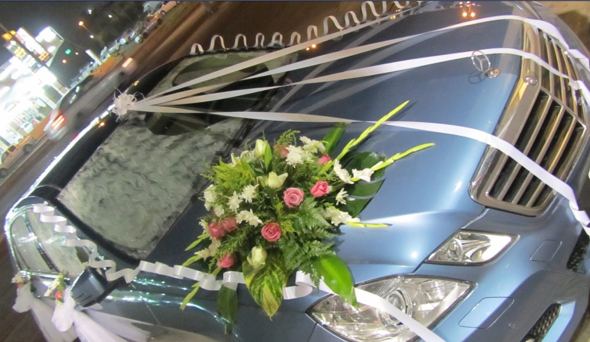 12+ Dekorasi Bunga Mobil Pengantin Paling Unik