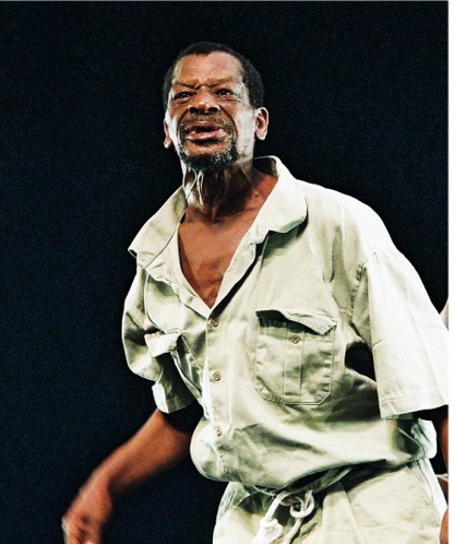 artSMart: DEATH OF THAMI CELE