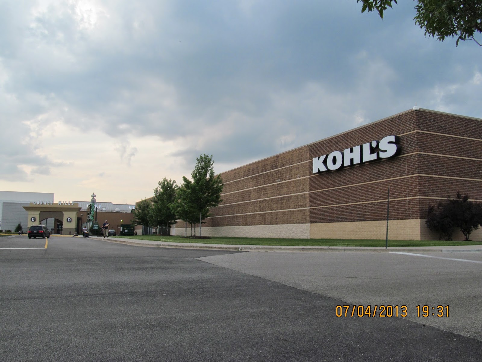 Trip to the Mall: Gurnee Mills- (Gurnee, IL)