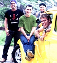 Where Everything is, or Almost!: Ultraje a Rigor