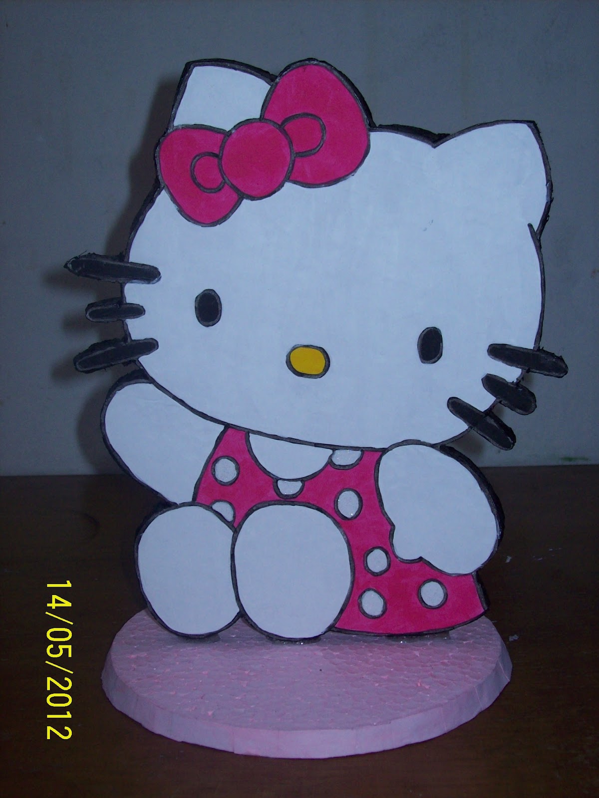 A Casinha da Maria Julia: Enfeite de Mesa Hello Kitty