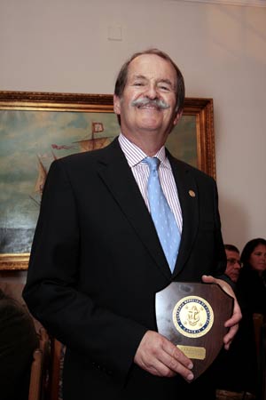 Por Outro Olhar: D. Duarte Pio homenageado!