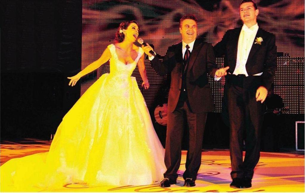 Telenovelas y Estrellas Fotos: Boda de Jacqueline Bracamontes y Martin ...