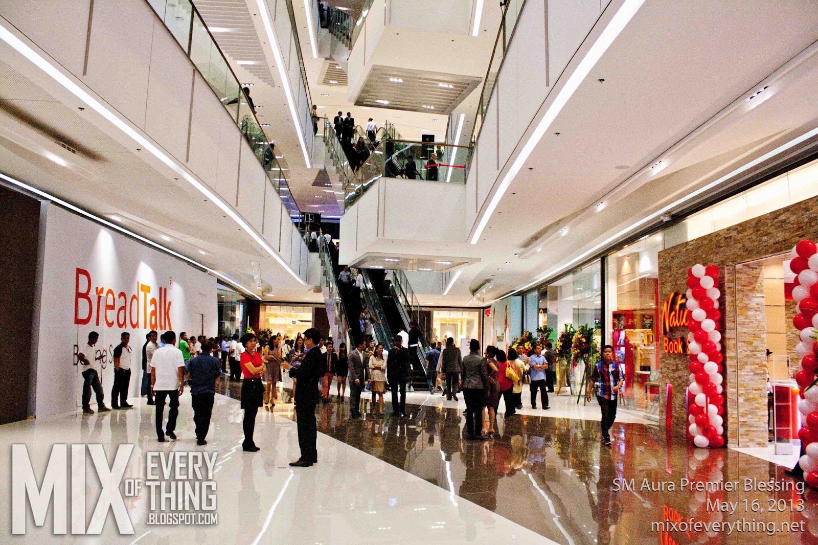 My Photo Tour at SM Aura Premiere Opening - Blog for Tech & Lifestyle