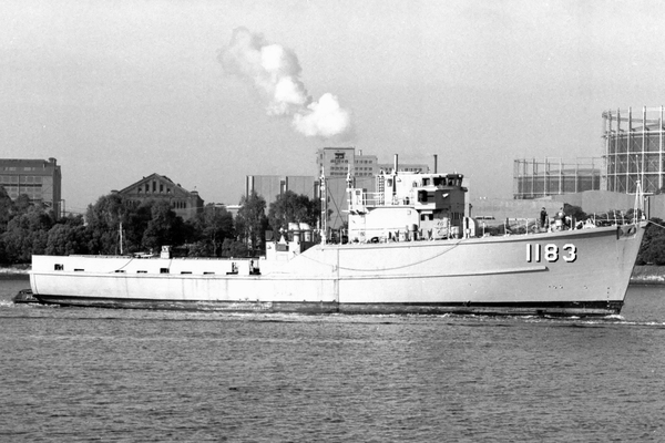 G.GYSSELS SHIPCOLLECTION: HMAS IBIS M 1183