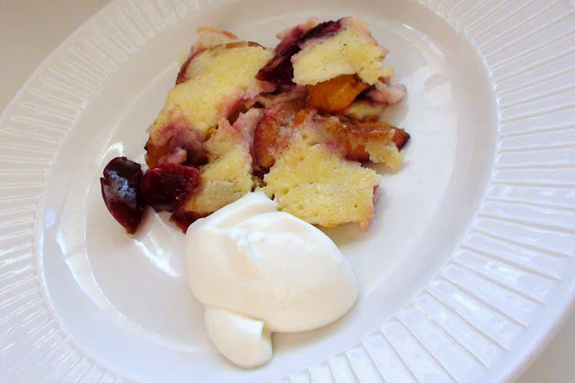 zsuzsa is in the kitchen: PLUM CREPE PUDDING - SZILVÁSLEPÉNY