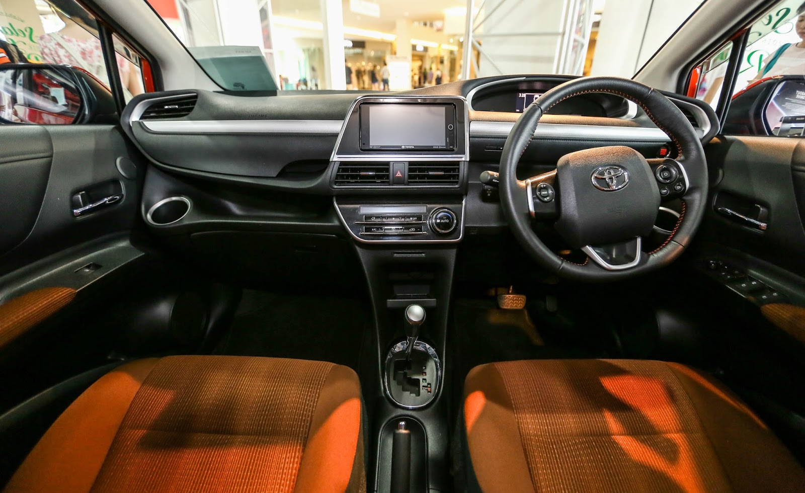 Toyota Utama: Kupas Tuntas Toyota Sienta Varian Tertinggi Sienta Q