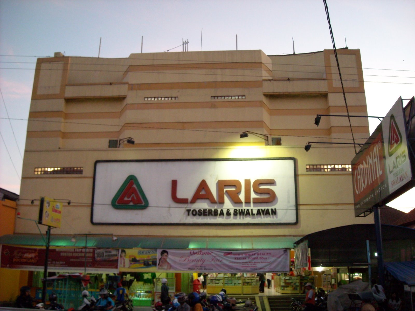 Laris Swalayan Muntilan