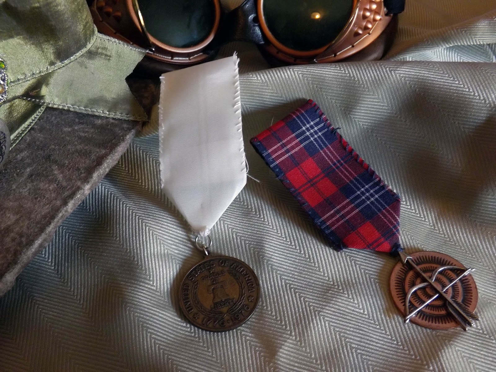Brilliant Cosplay: DIY Military Style Medals
