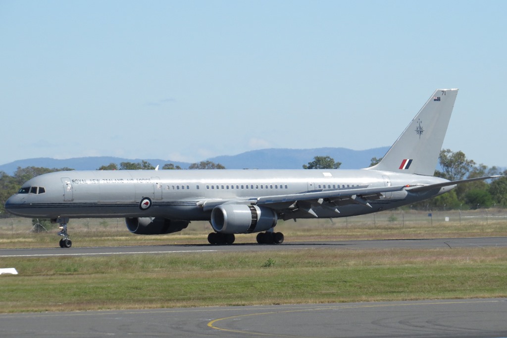 Central Queensland Plane Spotting: A Couple More Photos of RNZAF B757 ...