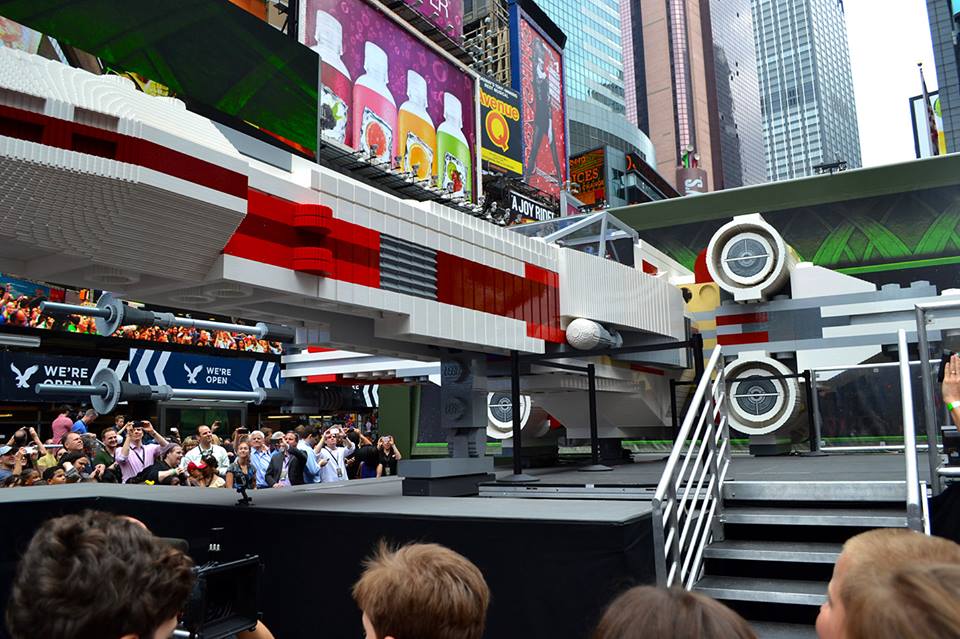 El Blog de los Ñoños Tostoneros: La construcción Lego más grande de ...