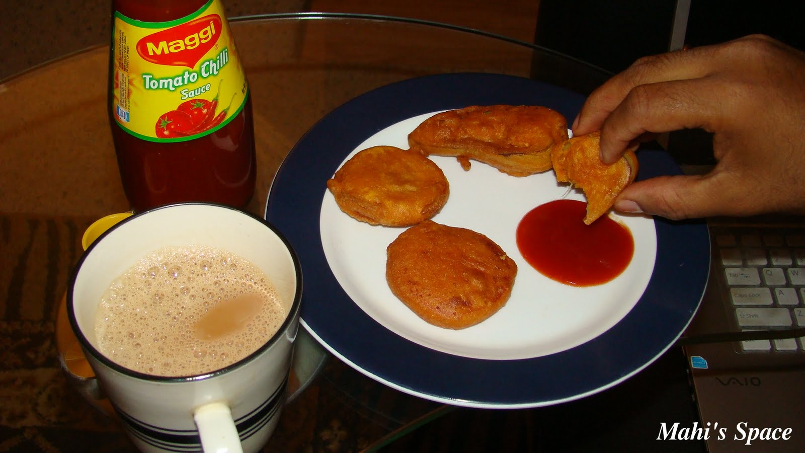 Chilli Bajji/ Molaga Bajji ~ Mahi's Kitchen