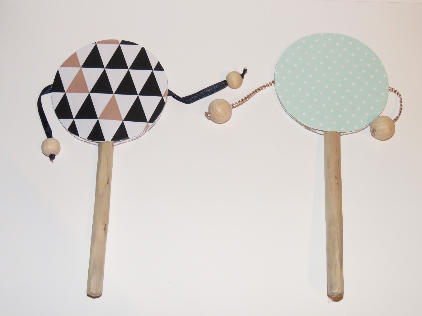 Iz malega zraste veliko: Bobenček - doma narejeno glasbilo,