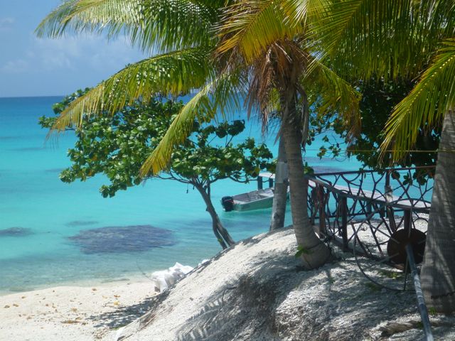 Deb and Gregg: Life at Apataki Atoll's Tamaro Island