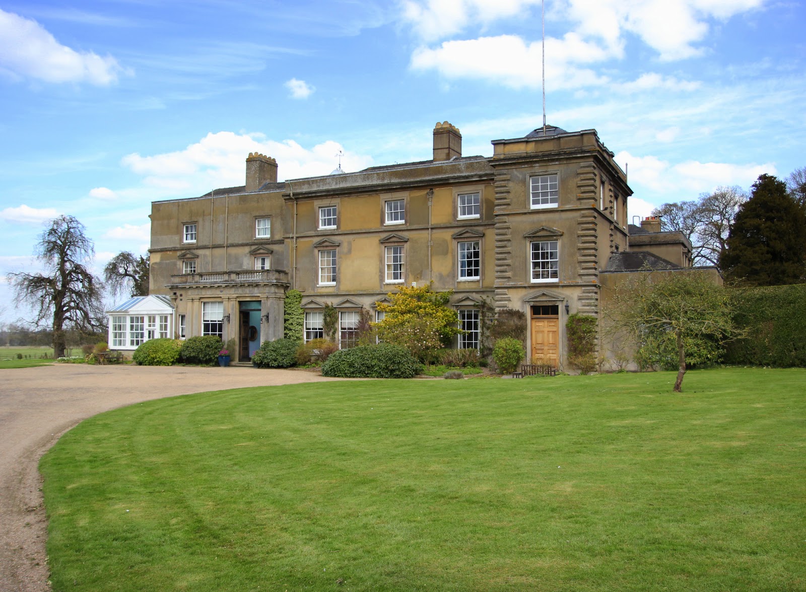 Lozwold: Hexton Manor