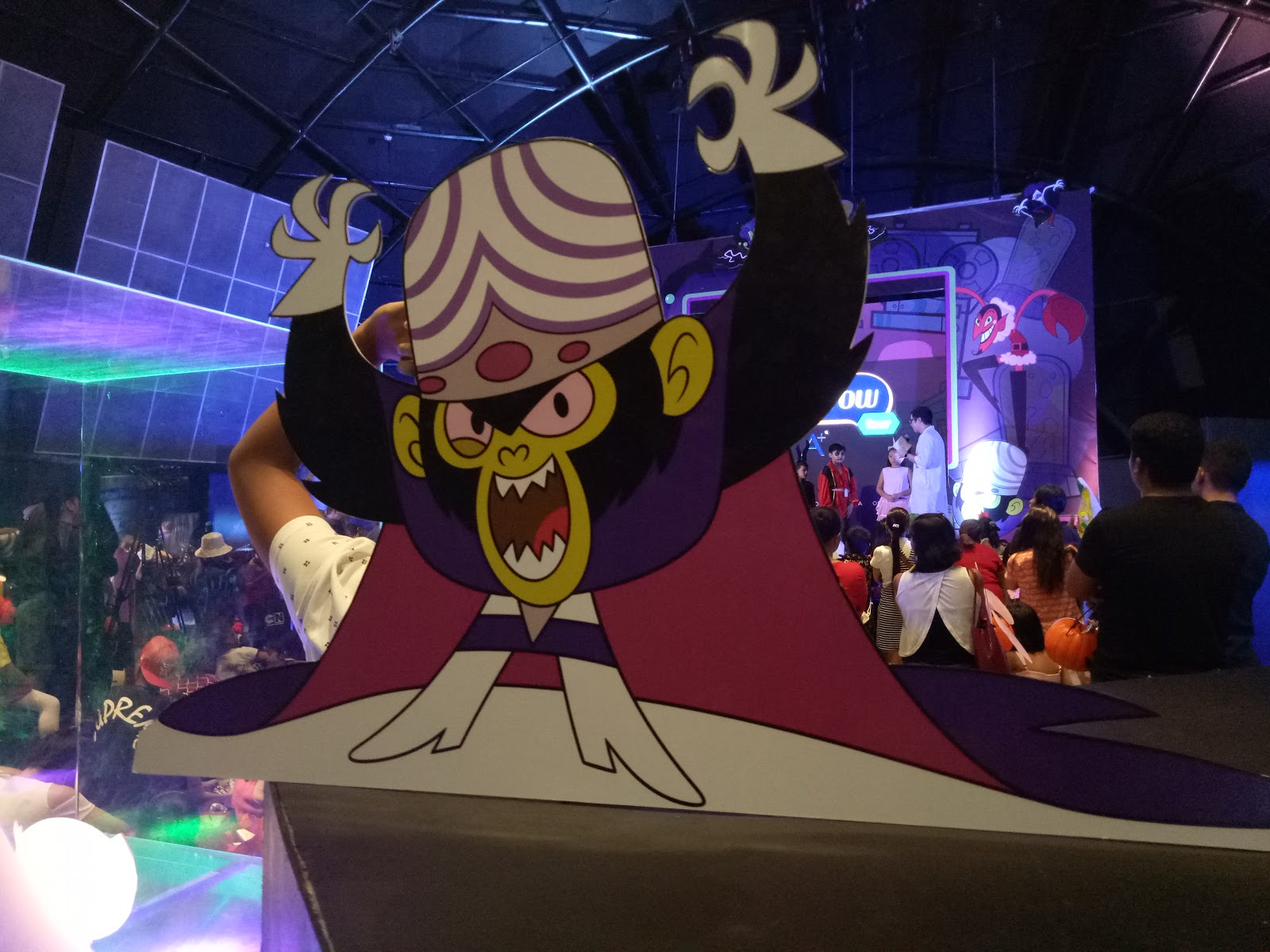 Mad Cartoon Network Halloween