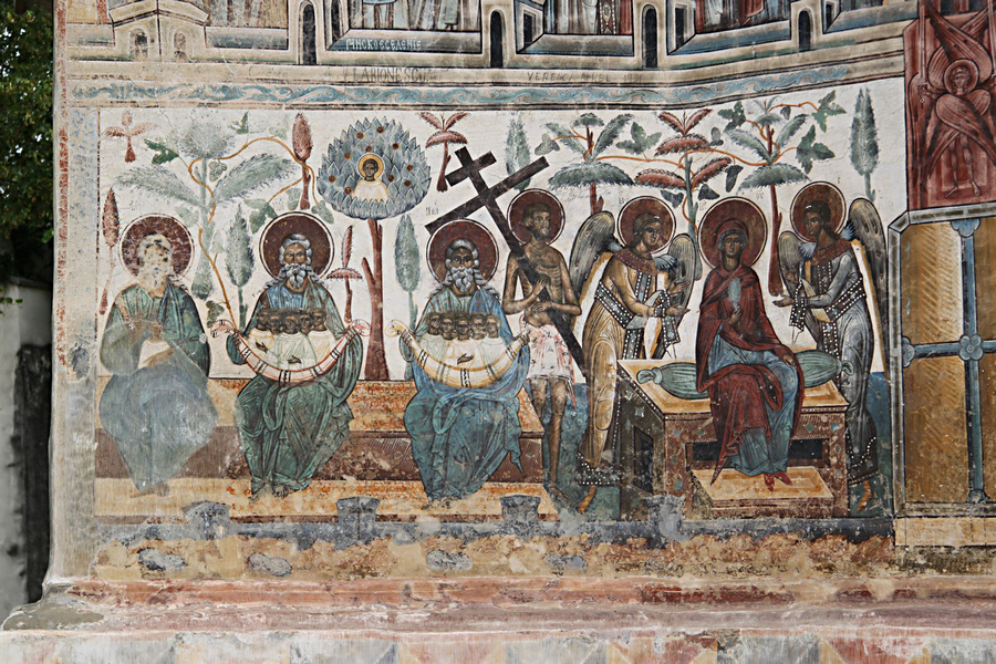 Try-out: The Voronet monastery