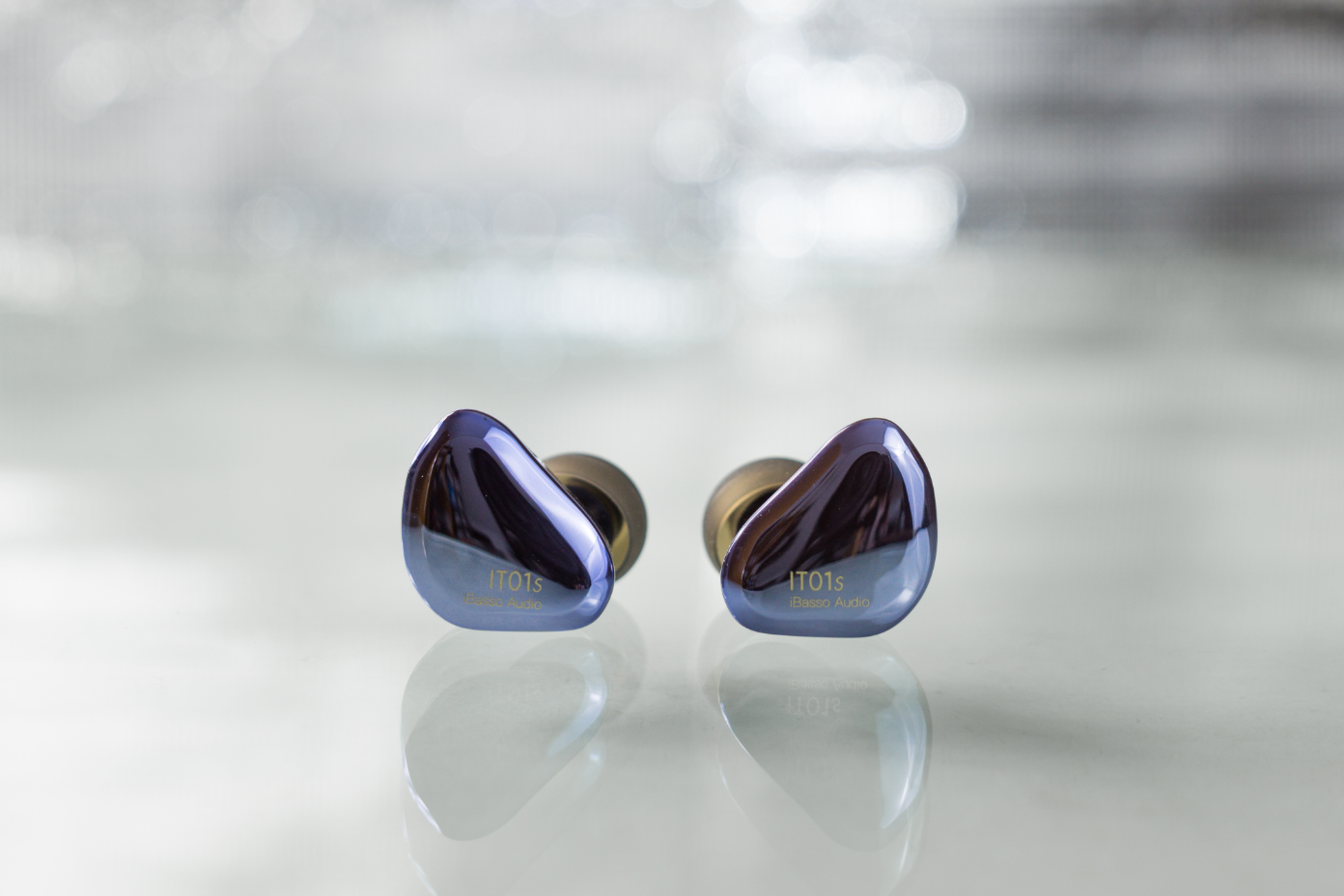 iBasso IT01s, IT01 v2