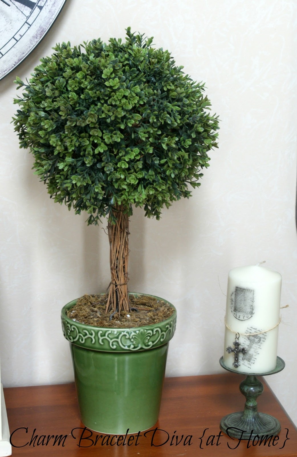 Our Hopeful Home: DIY Boxwood Topiary