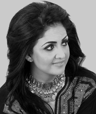 Mehrangez smart Afghan singer Latest Pictures in Traditional Dress ...