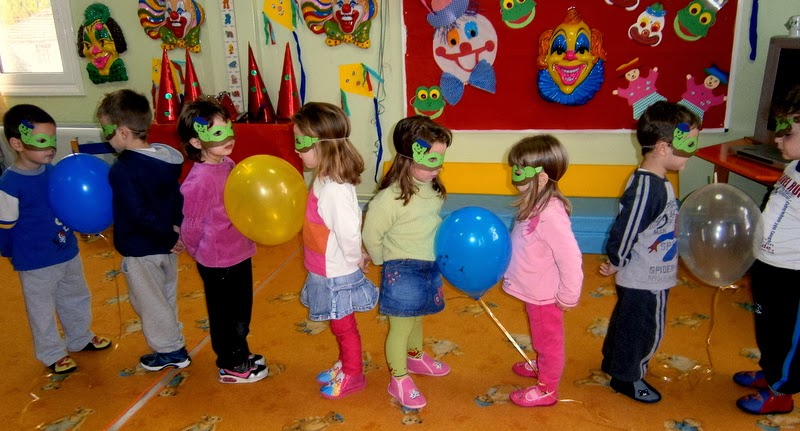 Προσχολική Παρεούλα : Μάσκα σκουληκάκι ........