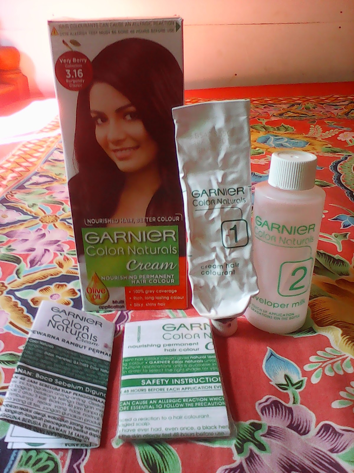 Review Semir Rambut Garnier (Warna Burgundy) | Robot Bambu