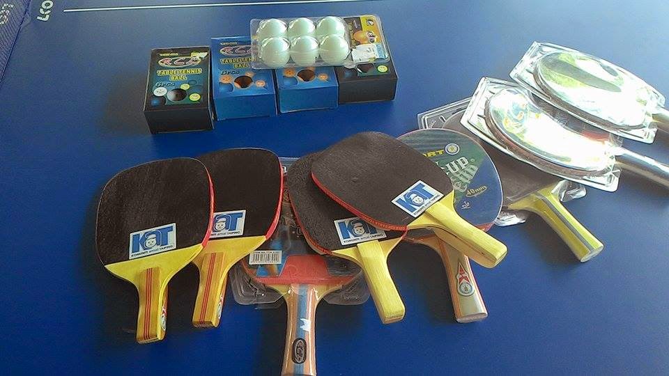 orangkecilorangbesar: Sumbangan Meja Ping Pong, Peralatan Ping Pong, White Board dan Stationery ...