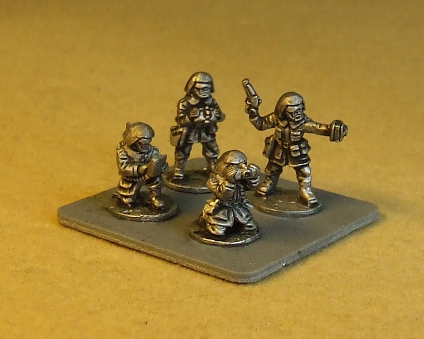Brazos Evil Empire: Making Starguard Amerons In 15mm