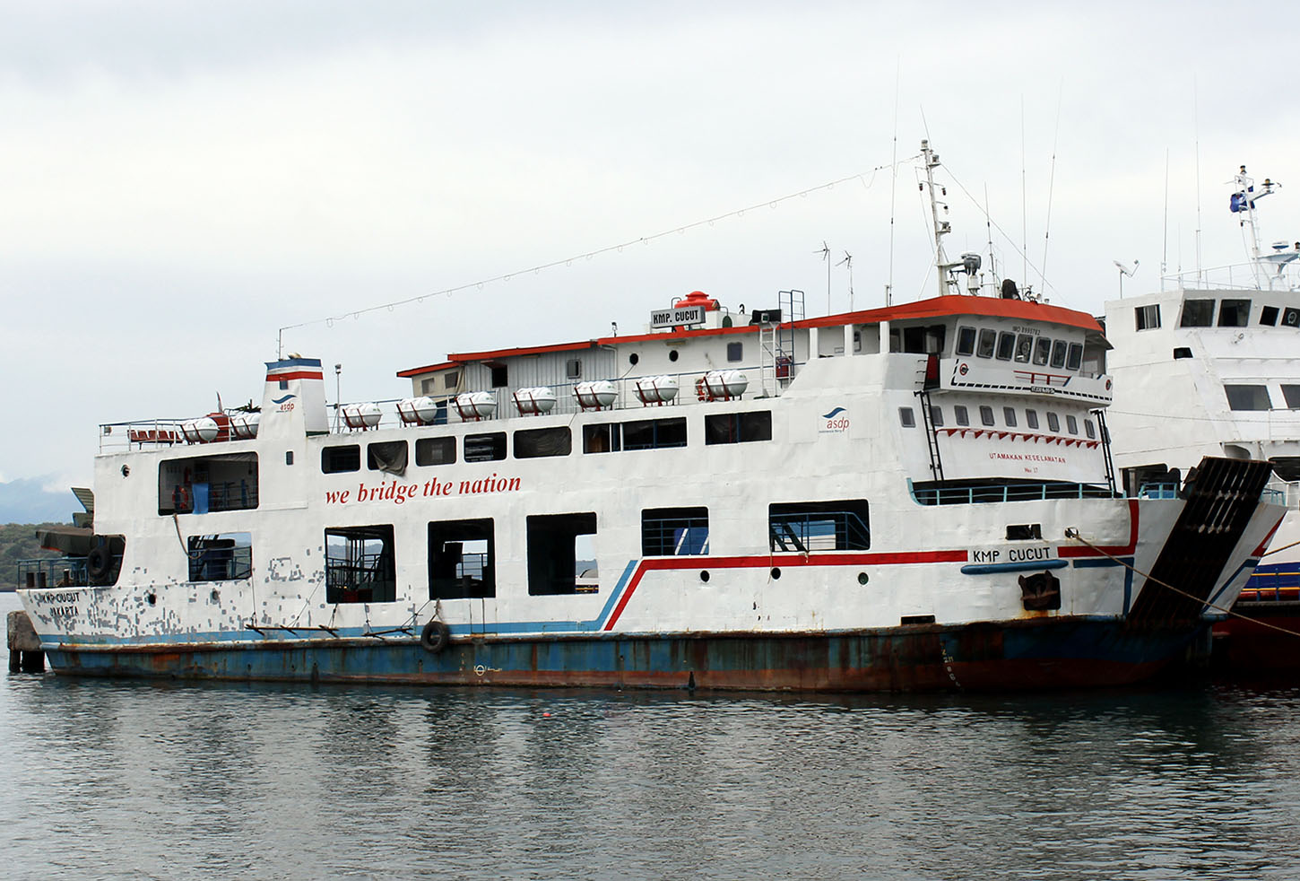 Asyiknya Naik Ferry di Provinsi Kepri - Kisah, Ulasan, dan Catatan ...