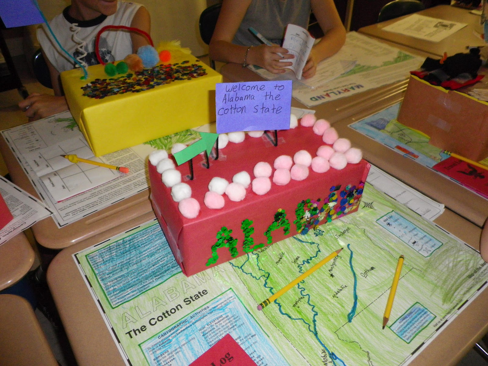 Fabulous in Fifth!: State Floats