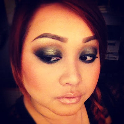 Interviews!!: Interview with MAC Makeup Arist Linda!!