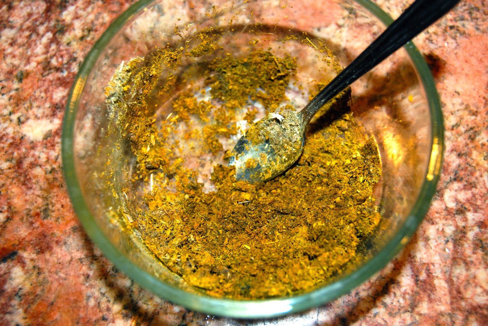 Natural Health and Prevention: Herbal Drawing Poultice