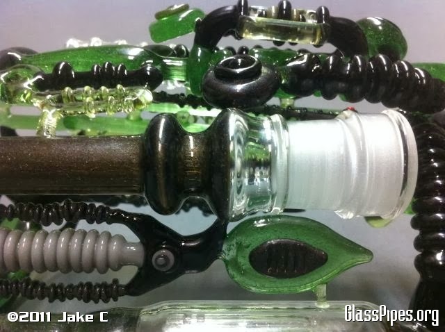 Passion for Pot: Fully wearable and functional bionic arm pipe!!!