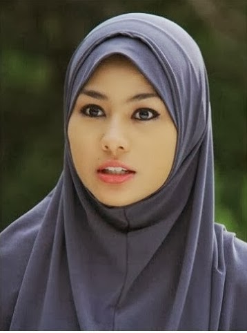 Biodata Nur Risteena Munim | Oh! Kiji