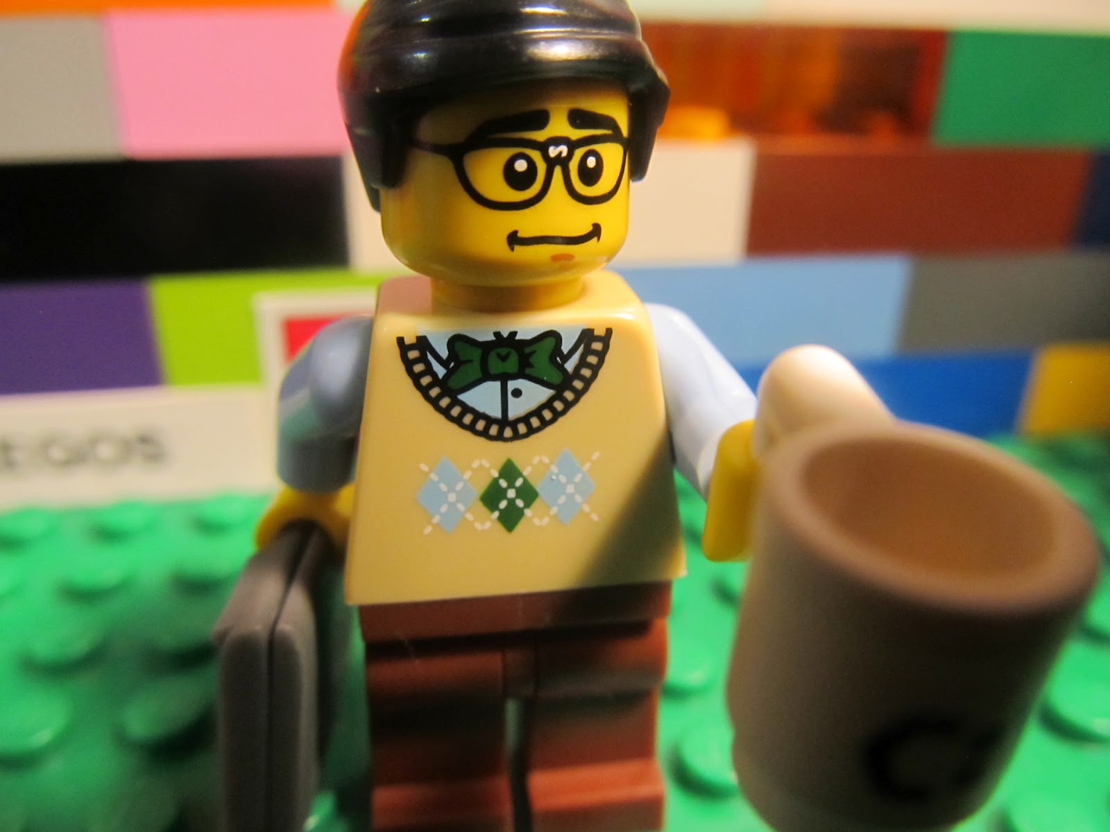 Lego COMPUTER PROGRAMMER GEEK NERD minifigure w/ cup mug and computer ...