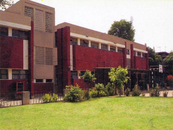 Lahore: Government Apwa College For Women
