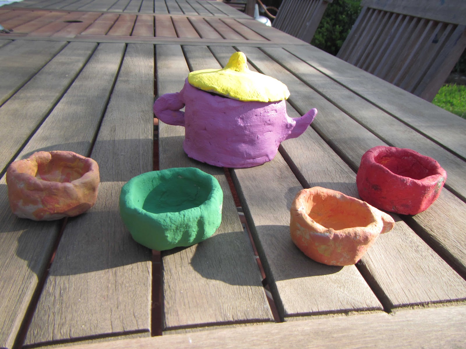 Crafty little people: Air drying clay tea set