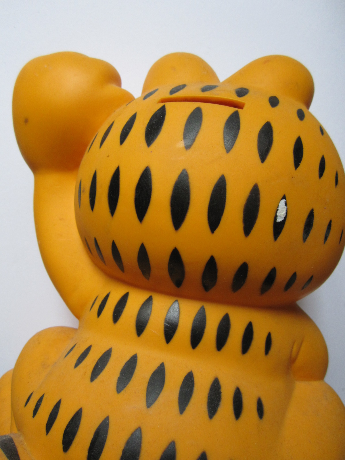 Junkwanted: Garfield Coin Bank