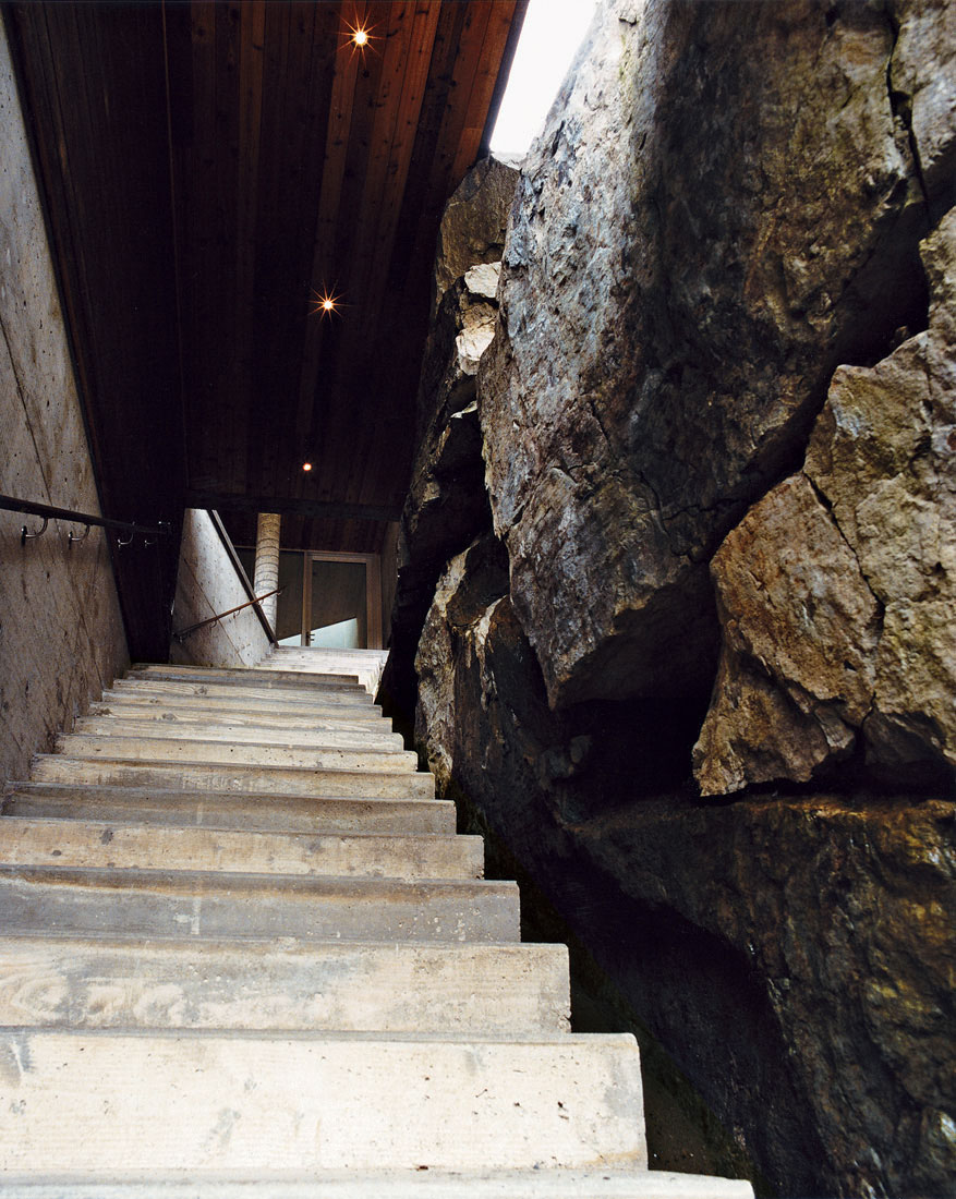 Steep Slope House Design, Canada: Most Beautiful Houses in the World