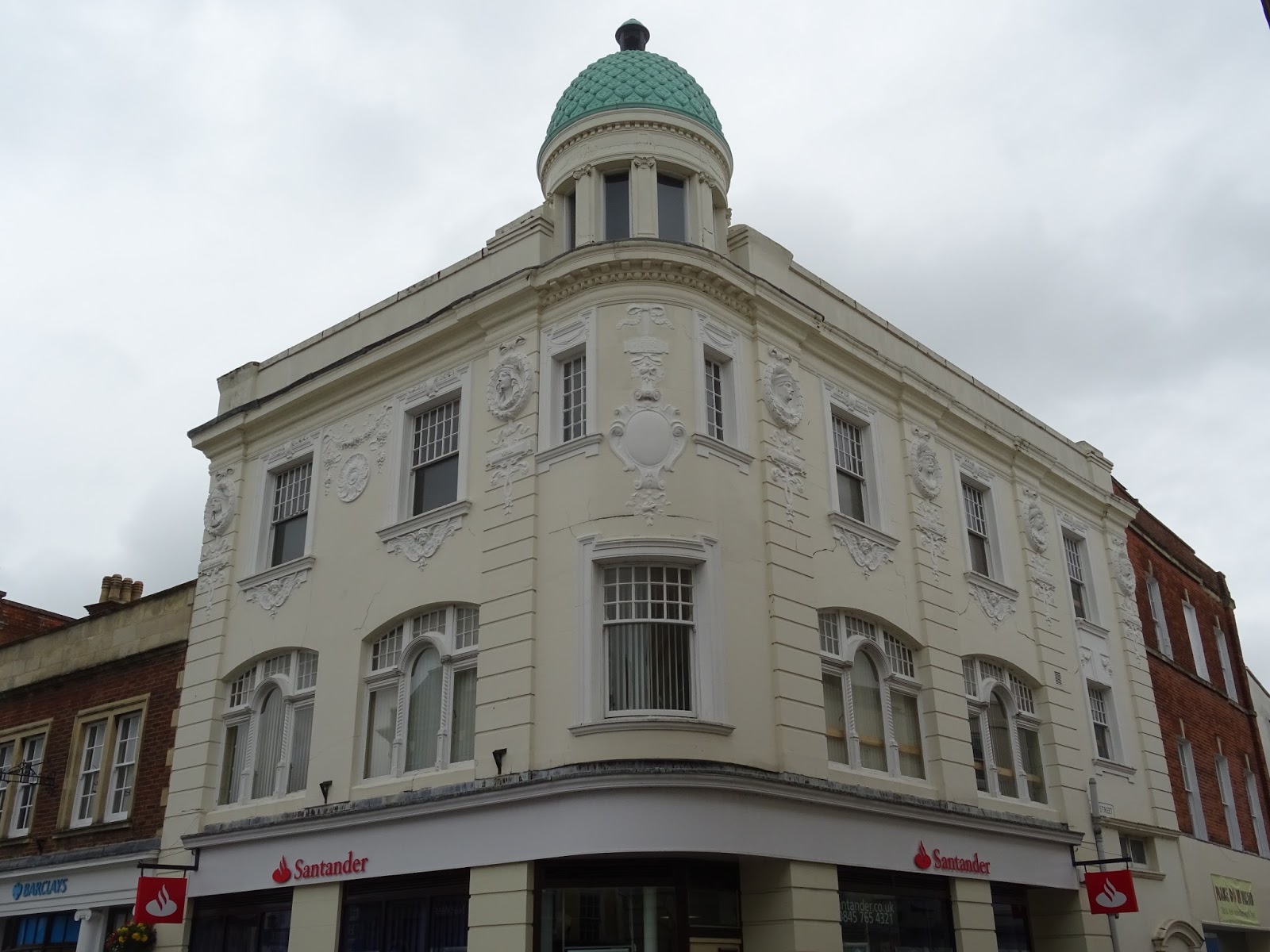 NB Holderness: Round Devizes.