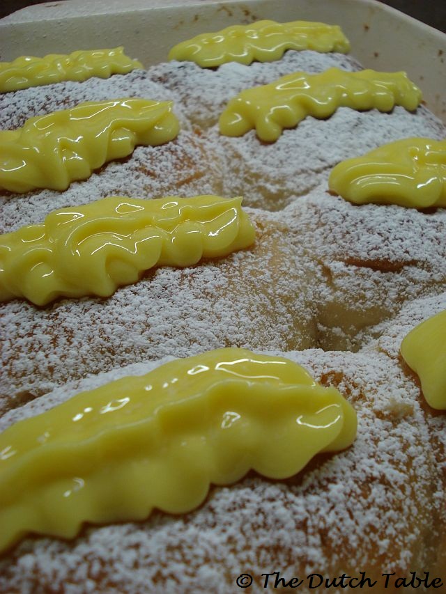 The Dutch Table: Puddingbroodjes