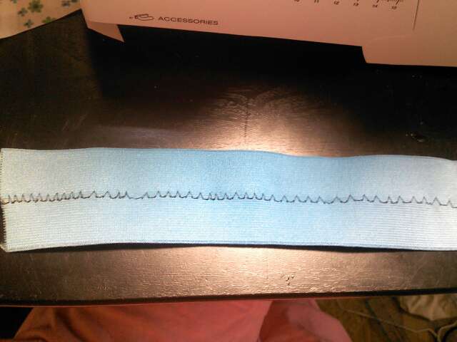Snap-on Buttons: DIY: iPod Arm Band