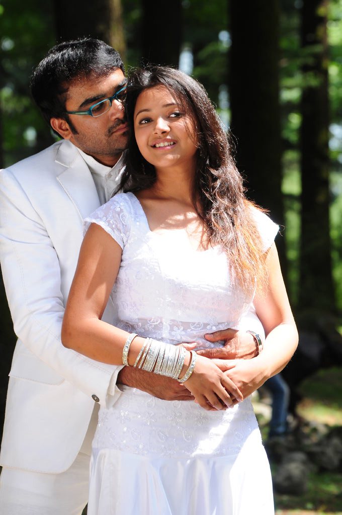 Telugu Cinema News: Swetha Basu Prasad’s Ra Ra Movie Stills