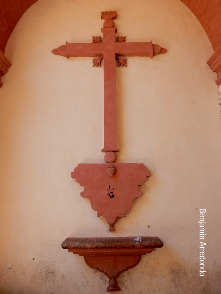 El Bable: Cruz, cruces, marcajes: El imprescindible símbolo de la cruz ...