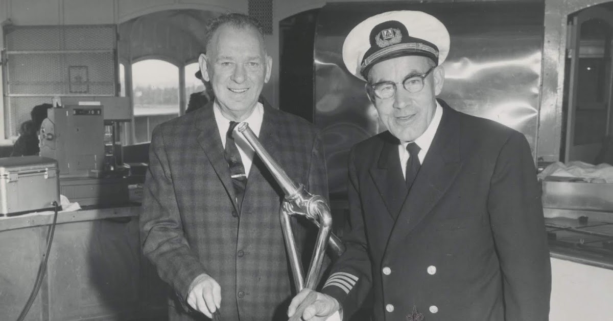 Saltwater People Log: OLD FERRY GREETED BY HER OLD CAPTAIN