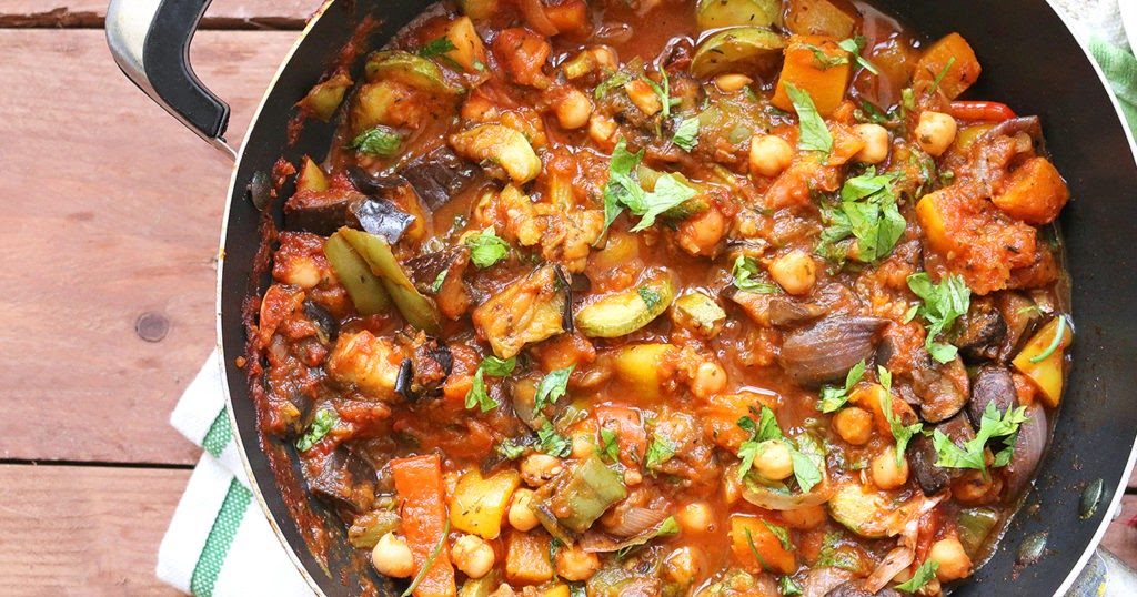 MEDITERRANEAN VEGETABLE AND CHICKPEA STEW RECIPE | LEBANESE RECIPES