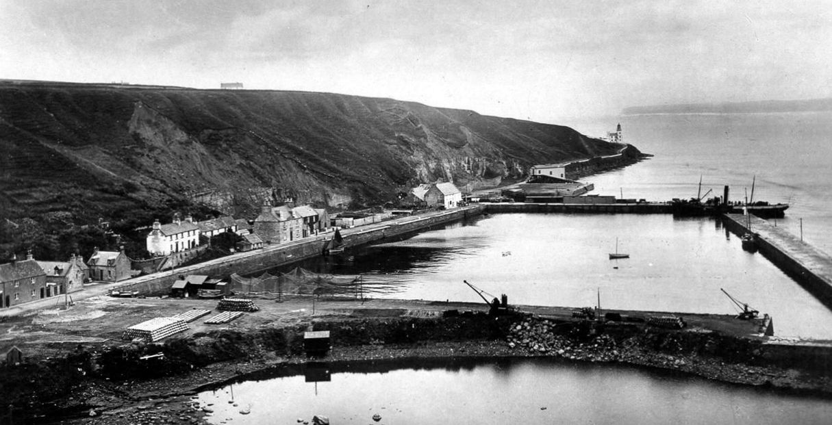Tour Scotland: Old Photograph Harbour Scrabster Caithness Scotland