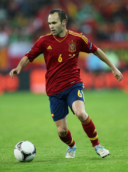Andres Iniesta Wallpapers 2012 - Football Wallpapers, Soccer Photos ...